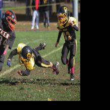 Keene Knights win battle of unbeatens | Local Sports | keenesentinel.com