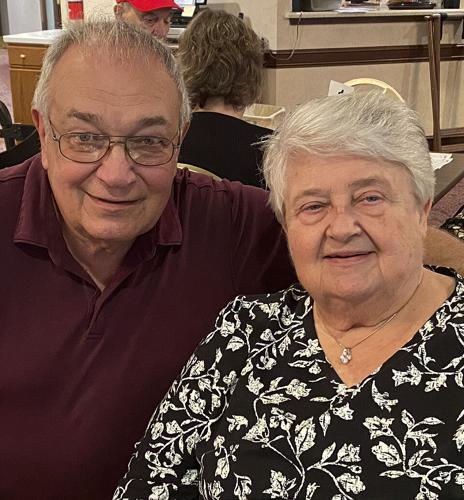 Kenneth and Jeanne Abrahamson to mark 60th wedding anniversary