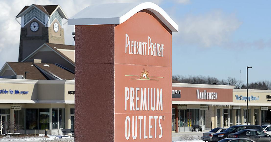 Officer deploys Taser, apprehends one of two women suspected of thefts ...