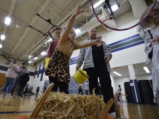 MAHONE MIDDLE SCHOOL FALL FEST