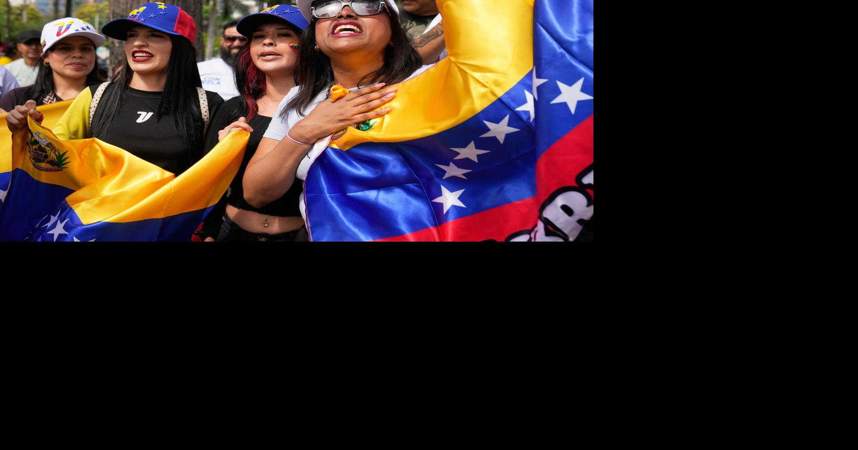 Photos show people reacting to the US capture of Venezuelan President ...