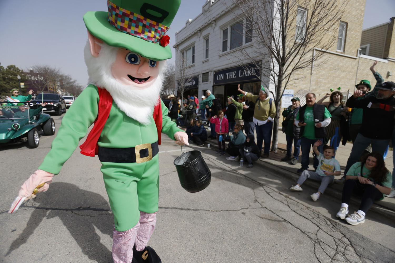 Crowds turn out for Kenosha's first St. Patrick's Day parade
