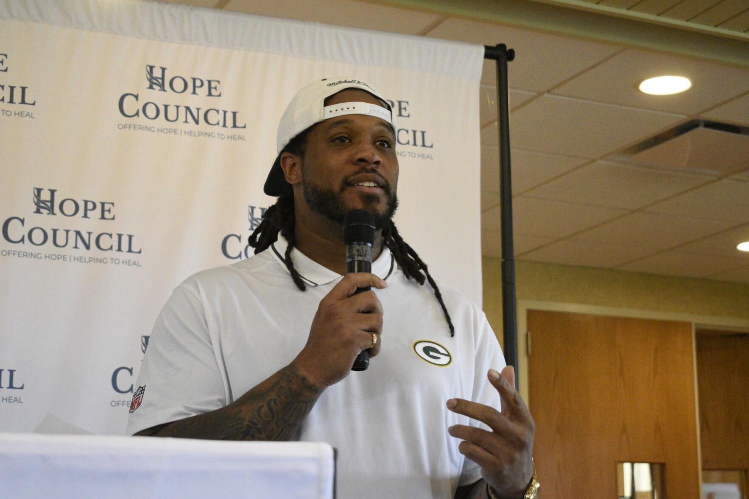 Former Packer shares recovery tale with Kenosha Hope Council
