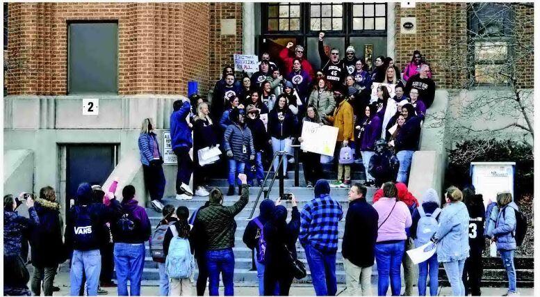 Against school closing