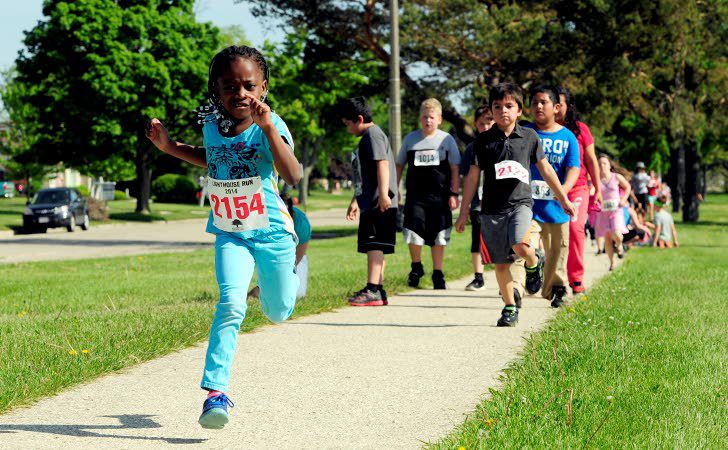 Southport students run for literacy