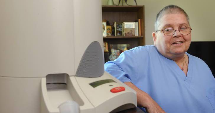 The right dose: Machine helps patients take pills on time