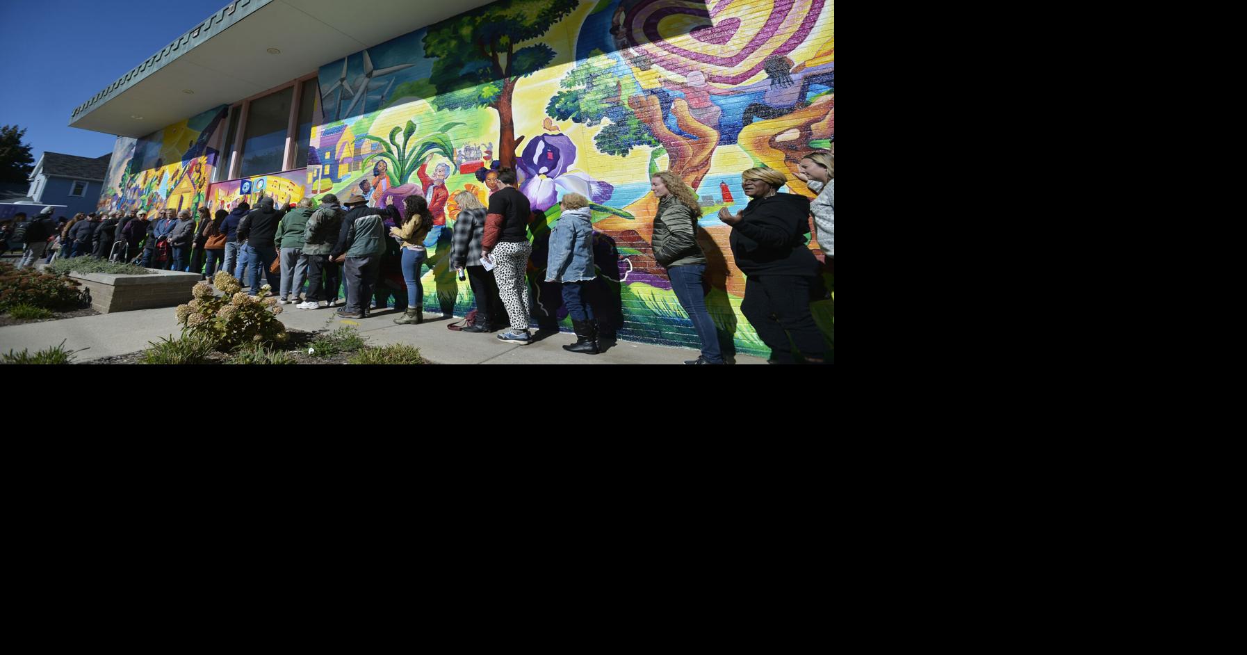Grace Lutheran presents new mural highlighting diversity, environmental ...