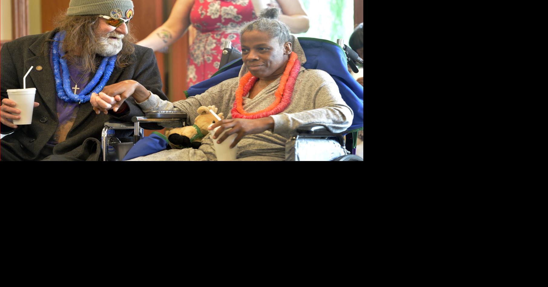 Assisted living center's "senior prom" in the groove, kicks off skilled ...