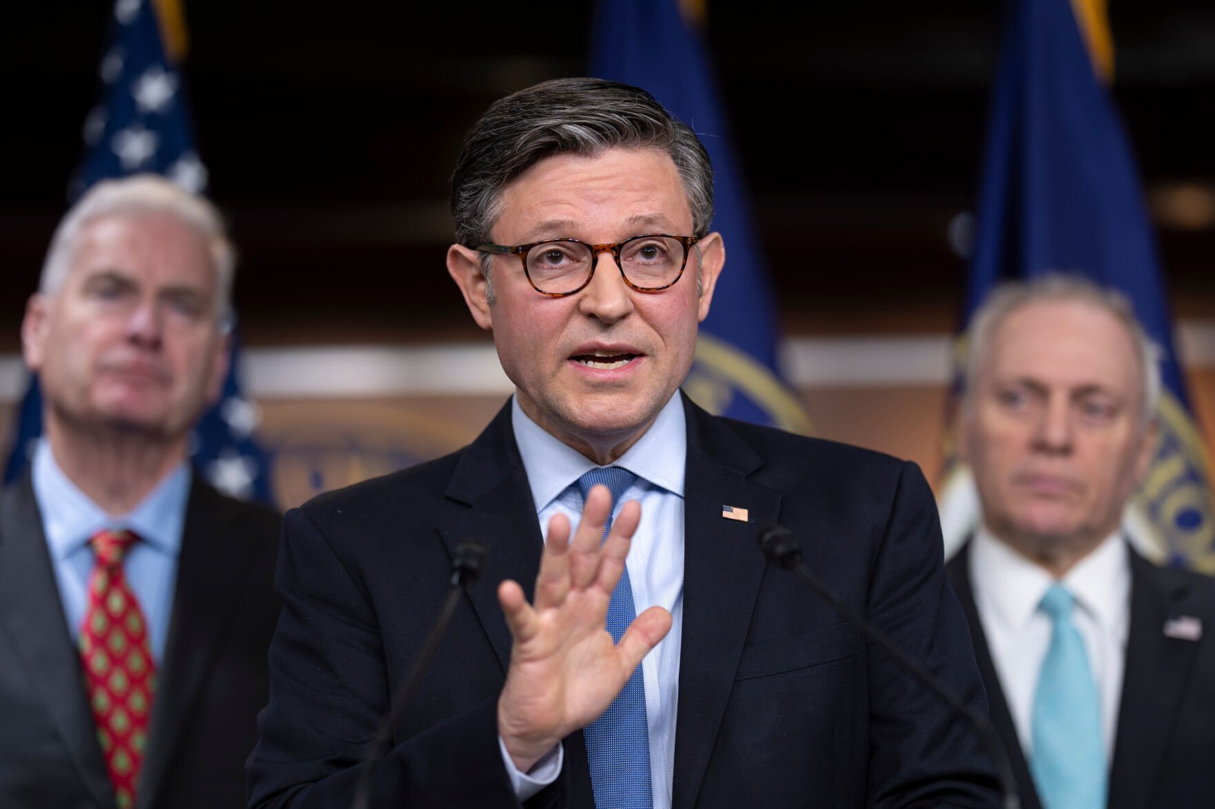 4 Republicans join Democrats to force Obamacare subsidy vote