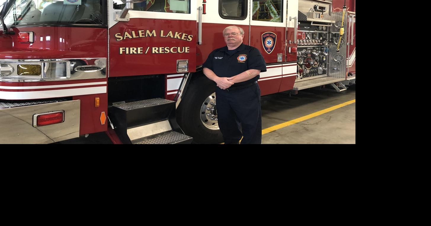 Ceremony marks Salem Lakes Fire Chief Mike Slover's last day as he retires