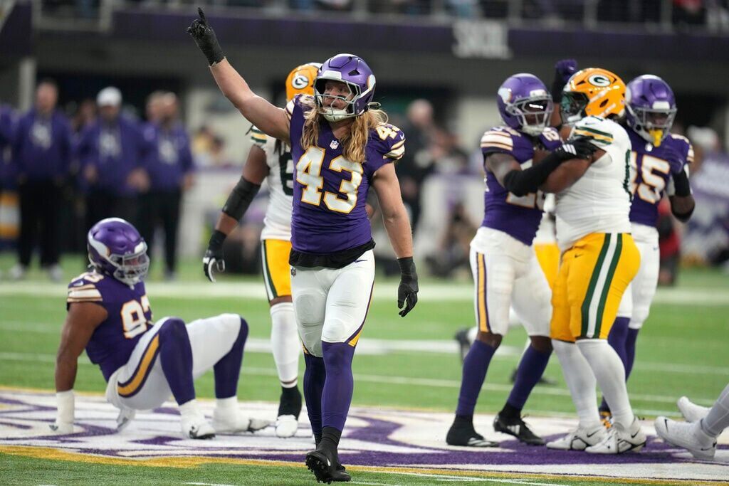 Women's flag football coming to UW-Parkside as varsity sport