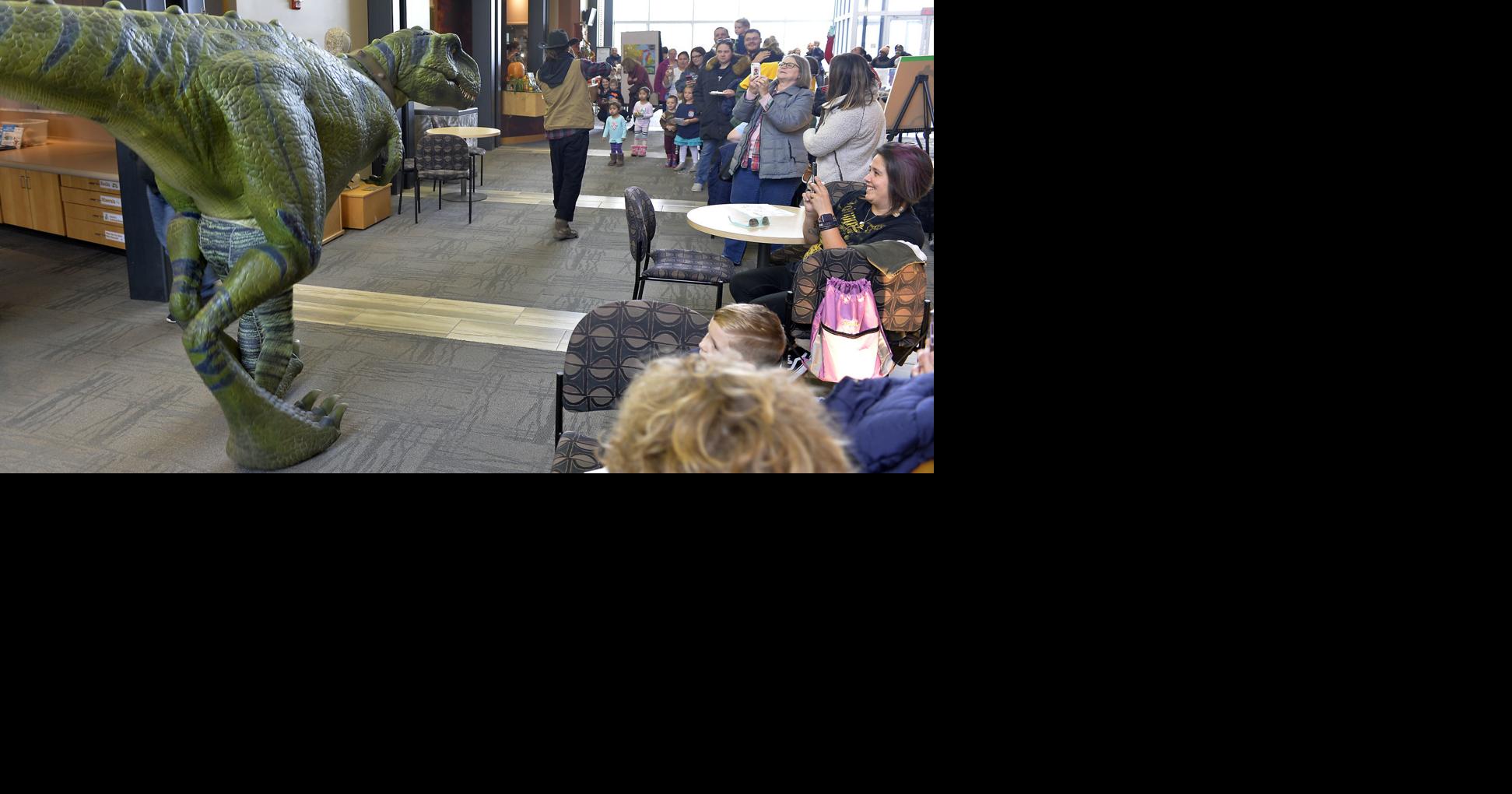 'Dynamite Dinosaurs' at Kenosha Public Museum