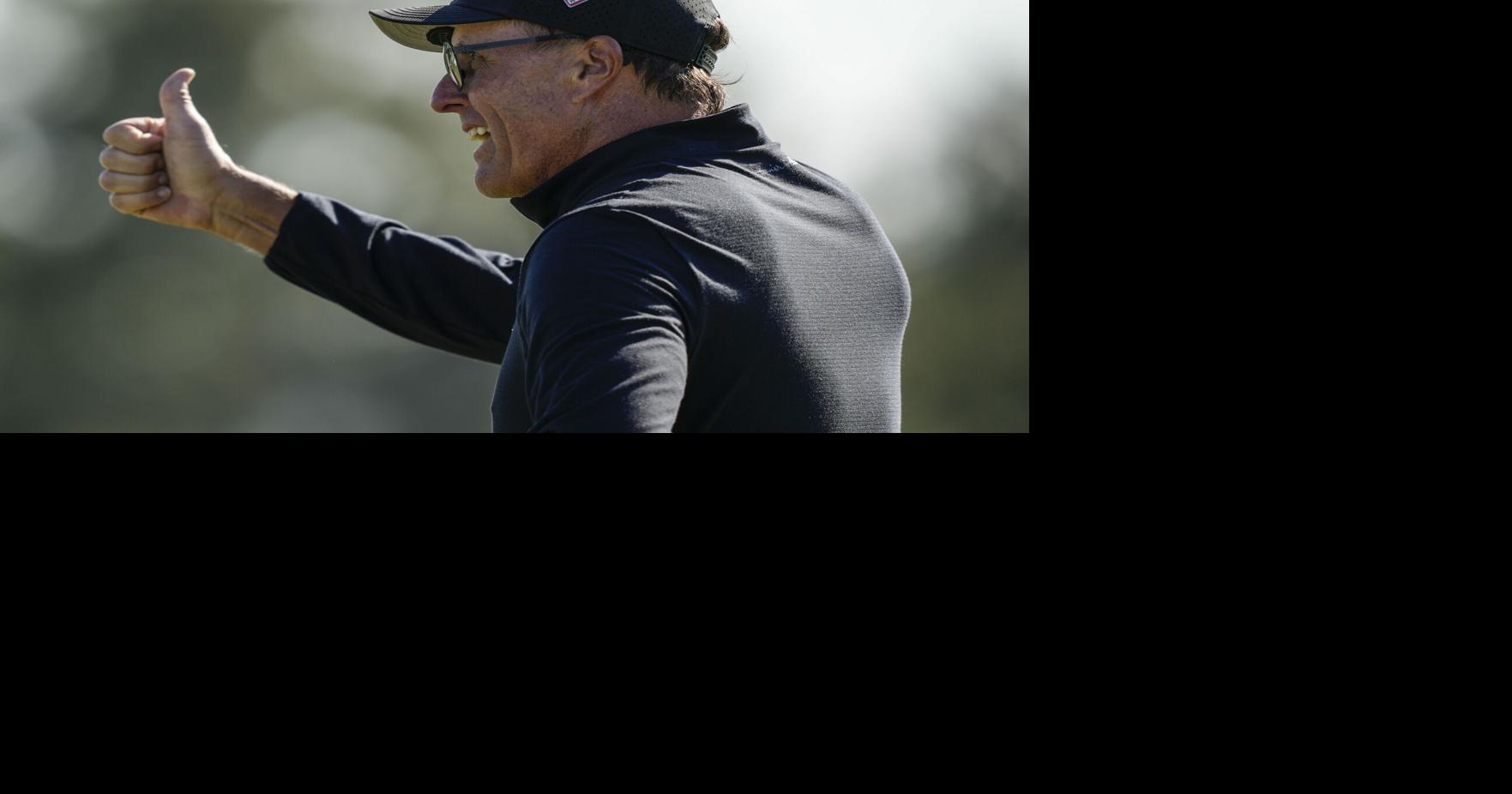 Column: Mickelson begins road to redemption at the Masters