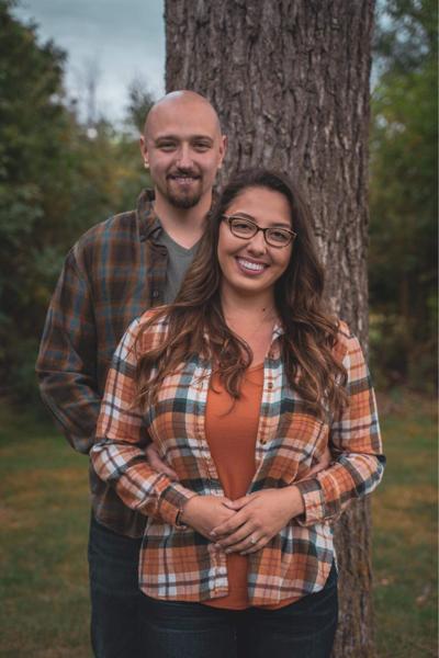 Faith Flores and Robert DeVilbiss of Kenosha announce engagement