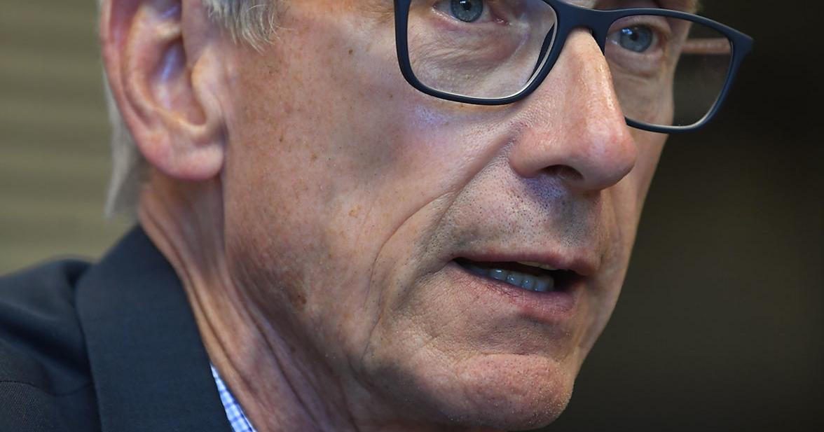 Evers, Mitchell and Vinehout top Dems for governor