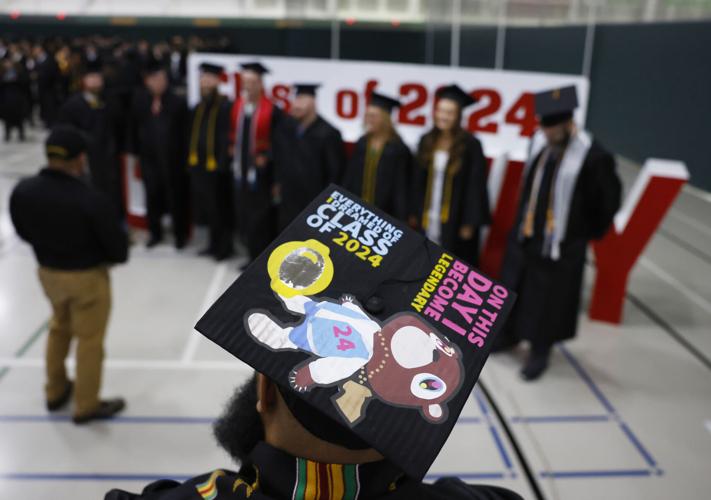 Hundreds receive degrees at Gateway graduation ceremonies Hundreds receive degrees at Gateway graduation ceremonies