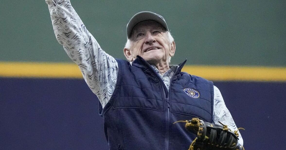 Brewers: Uecker up for home opener
