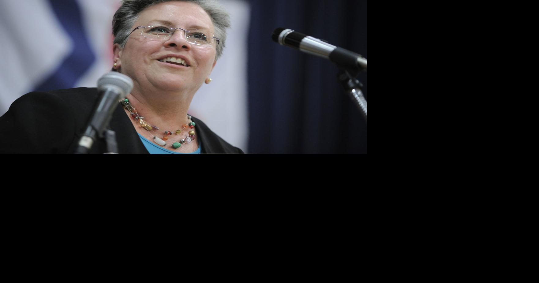 Myers, Bryce tackle various issues while seeking local votes at forum