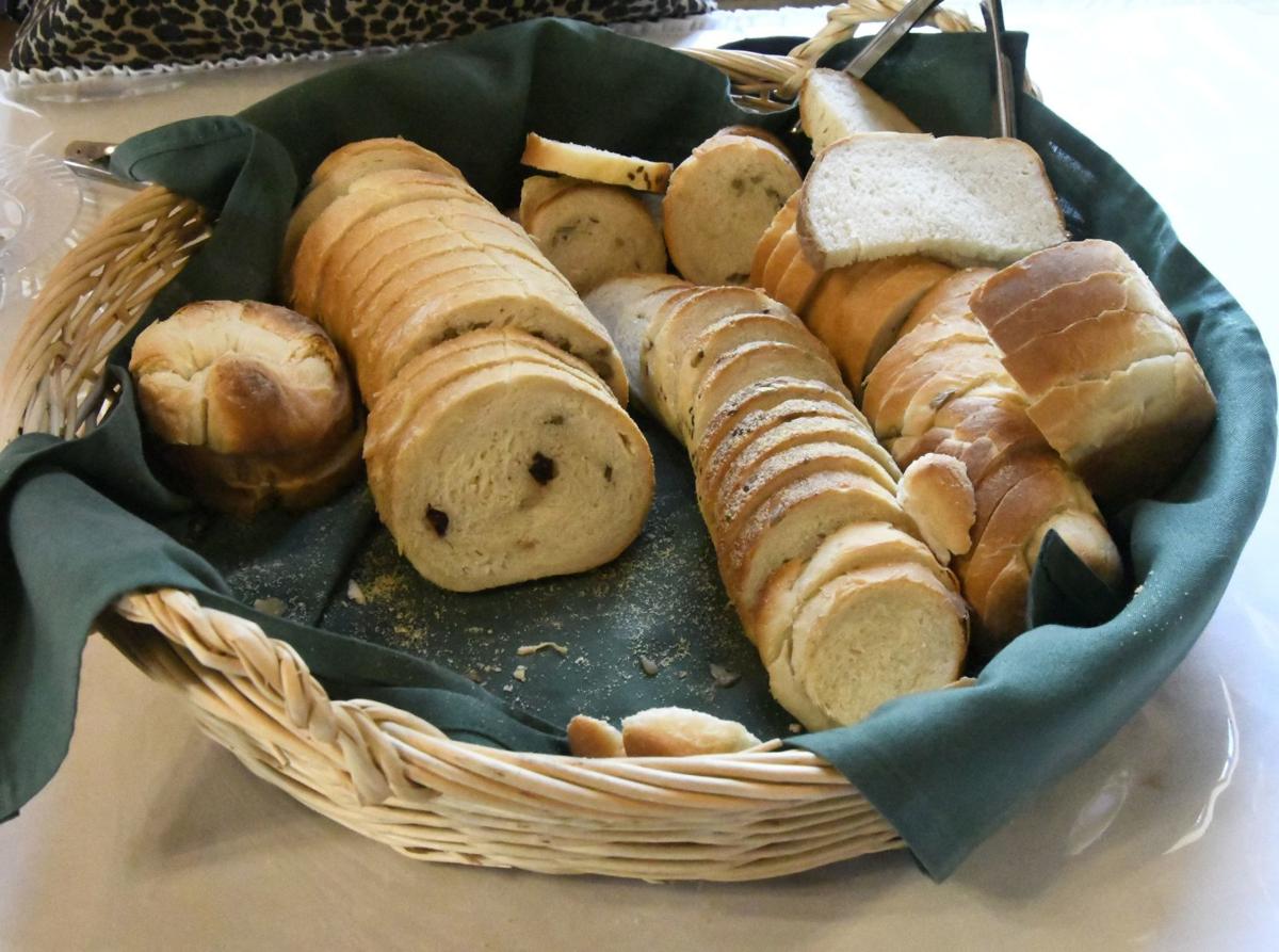 Community Worships Through Praise Food Food Kentucky New Era community-worships-through-praise-food-food-kentucky-new-era