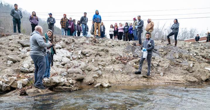 Perry County students join UK water monitoring research team | State ...