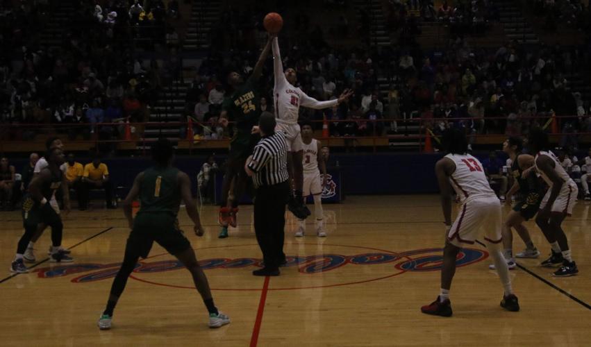 Colonels grab buzzer beating victory over UHA | Sports | Kentucky New Era