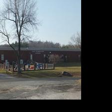 Lacy parents fight to keep school | News | Kentucky New Era