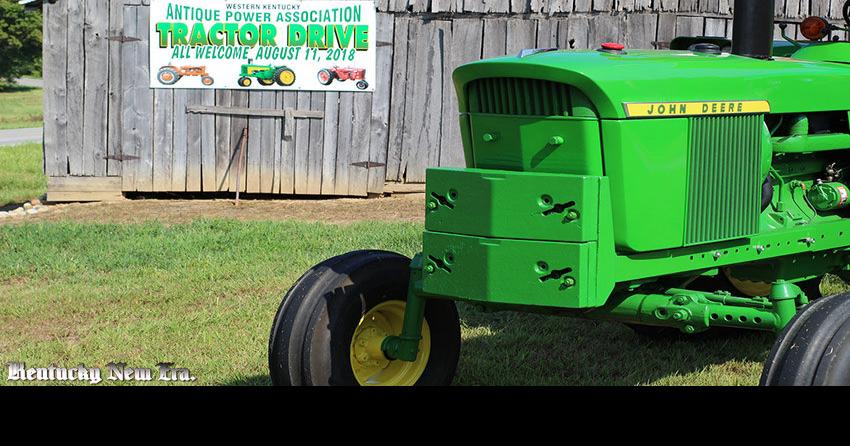 Antique Tractor Ride | Photo Galleries | Kentucky New Era