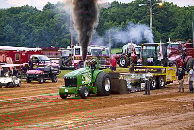 TRACTOR PULLING | | Kentucky New Era