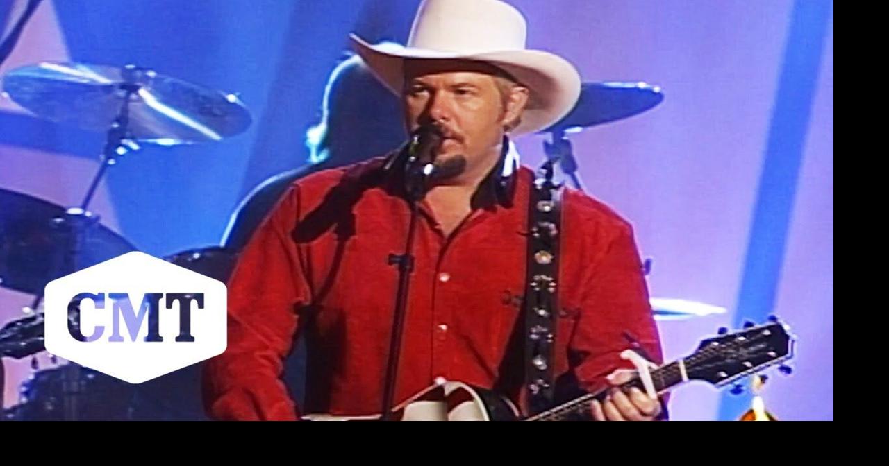 Toby Keith Performs “Courtesy of the Red, White, and Blue” at 2002 ...