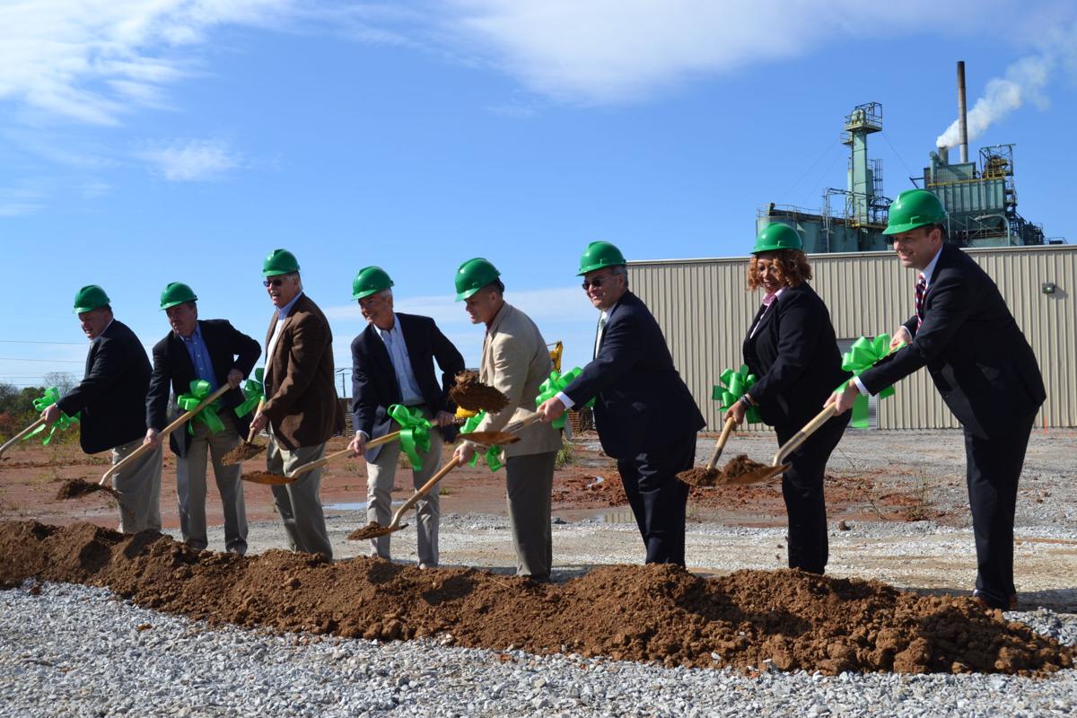 Superior Graphite starts work on addition | News | Kentucky New Era