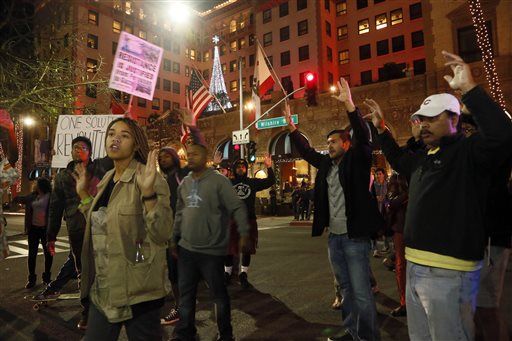 Ferguson protests, riots | | Kentucky New Era