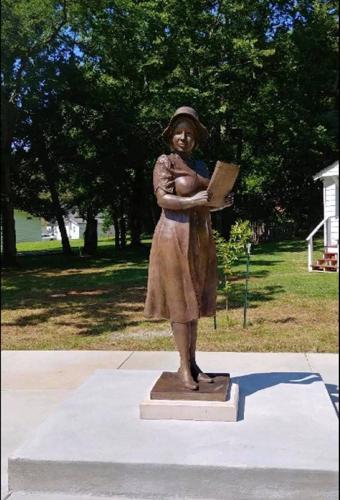 Alice Allison Dunnigan statue has arrived in Russellville New Era ...