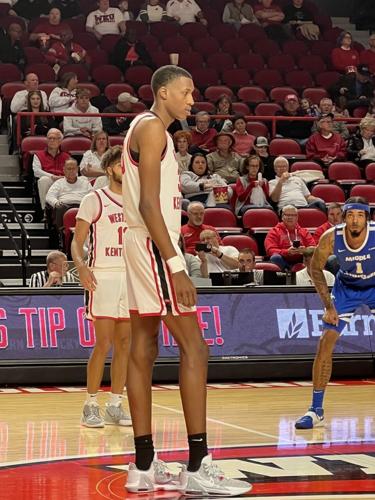 Hopkinsville native Jamarion Sharp at tipoff of Thursday night's game ...