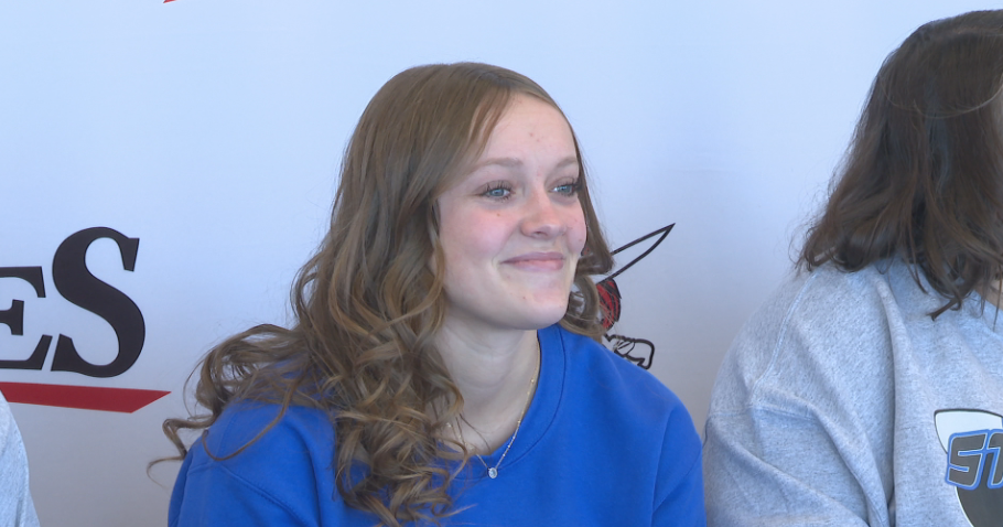 College Signing Celebration: Carly Golian | Sports | khqa.com
