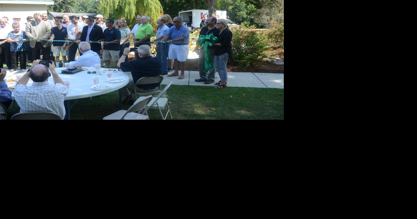 Photos: Neuseway Nature Center ceremony | Local News | kinston.com