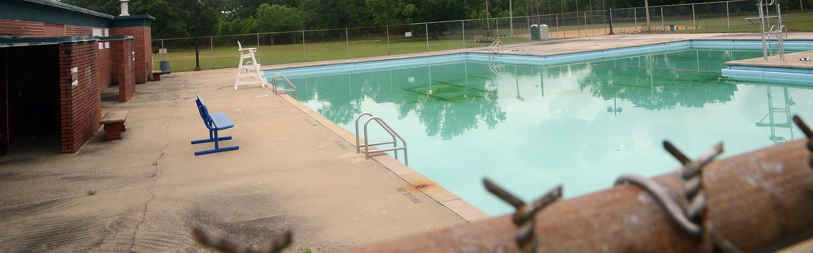 PHOTOS: Holloway Pool | Local News | kinston.com