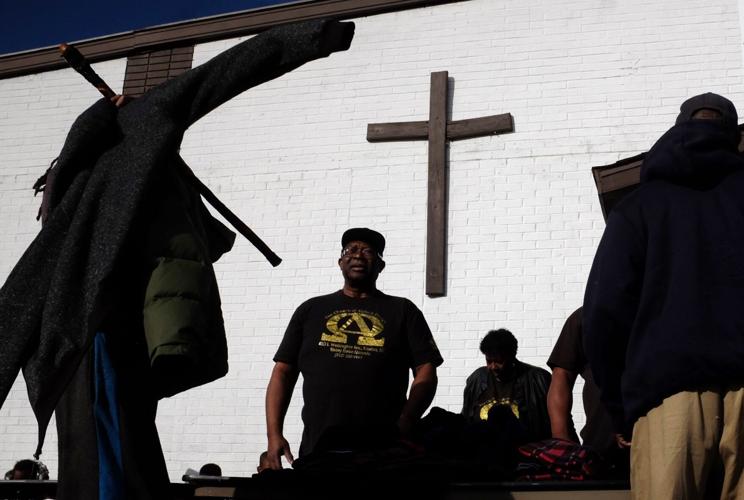 Parades, shows and giveways | Local News | kinston.com