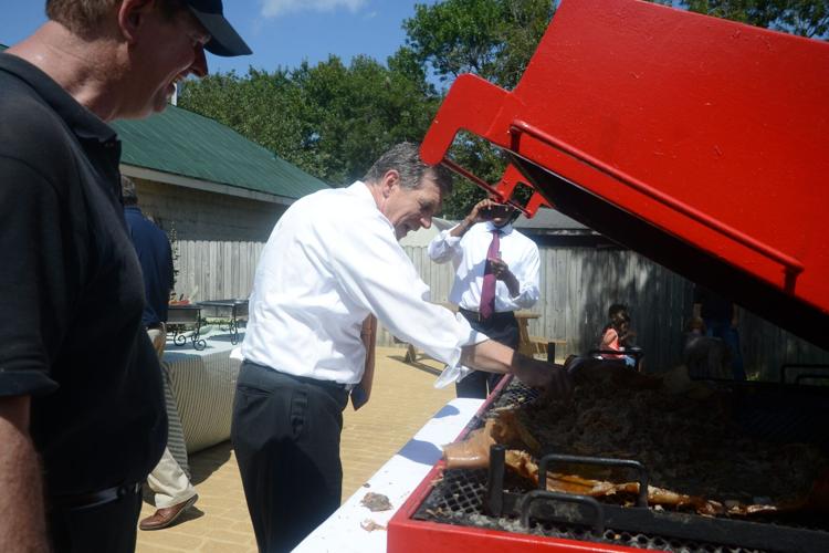 Photos: Neuseway Nature Center ceremony | Local News | kinston.com