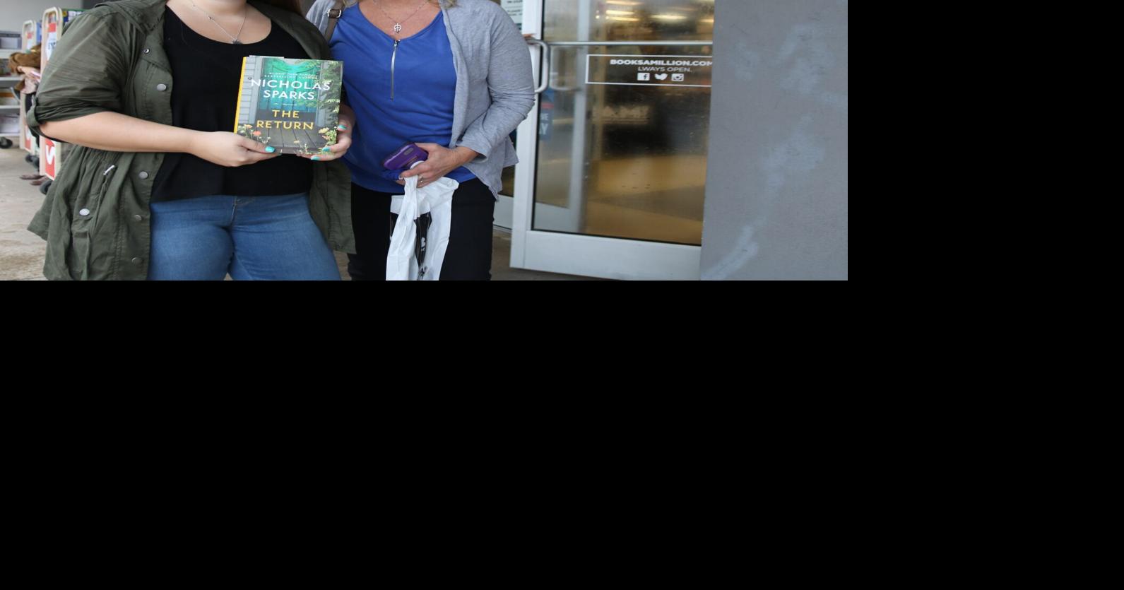 Nicholas Sparks' newest novel features New Bern for the first time in ...
