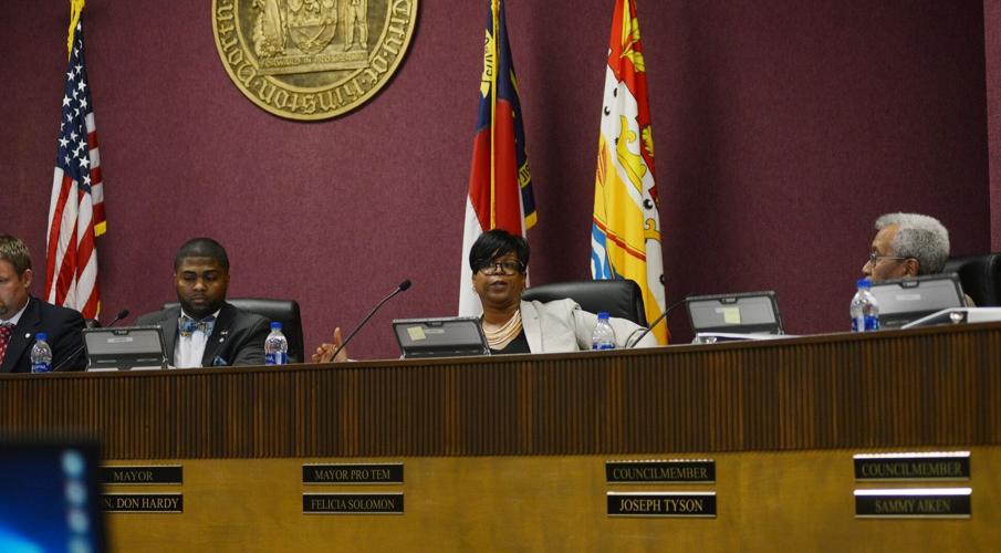 PHOTOS: City Council votes on Woodmen Center | Local News | kinston.com