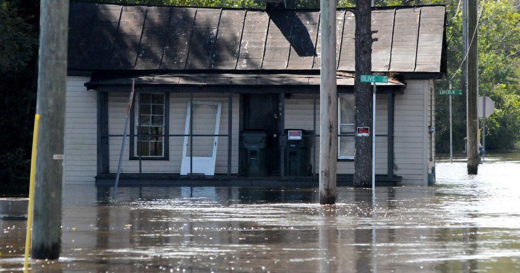 UPDATE 10 A.M.: Neuse River level dropping quickly, still at major ...