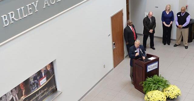 Brantley Briley celebrates 40 years of state service | Local News ...