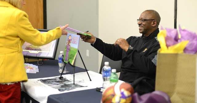 ECU Coach Ruffin McNeill holds book signing Tuesday | Local News ...
