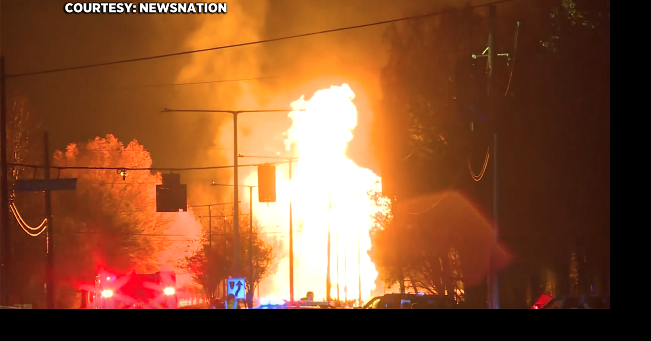 Massive gas fire erupts outside Memphis after lightning strike ruptures ...