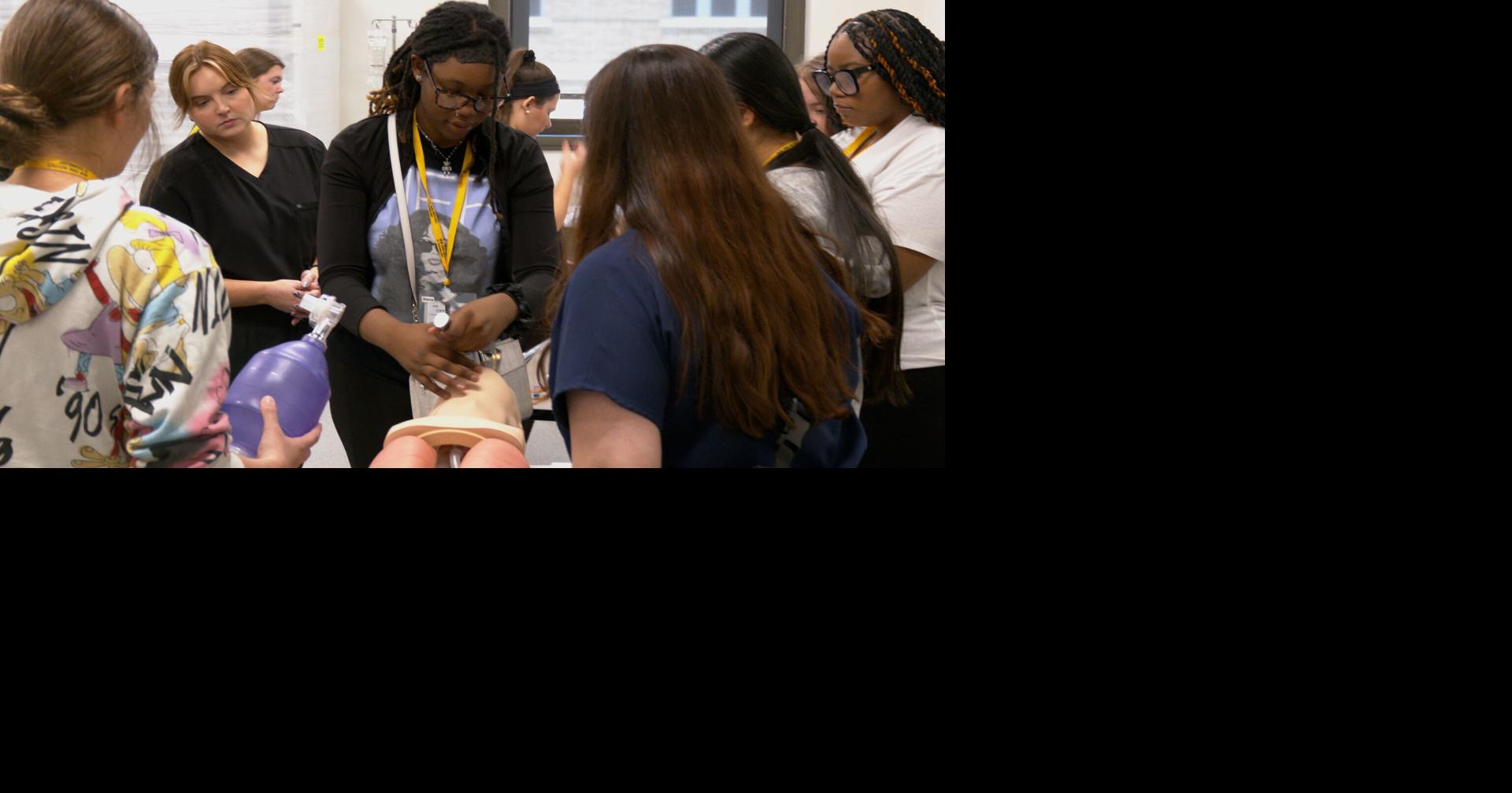 High schoolers explore medical careers at NYIT’s Project H.E.A.R.T ...