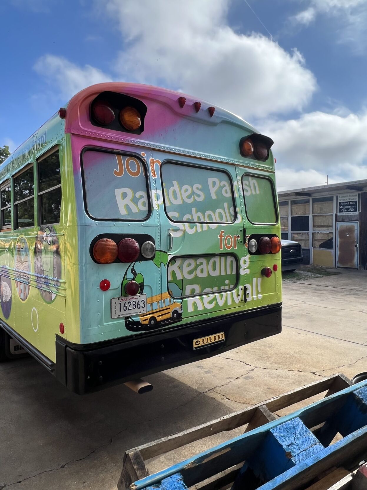 Rapides Parish Schools Bring Literacy Buses to Improve Student Reading ...