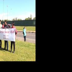 Arthur F Smith teachers protest water intrusion and dangerous working ...