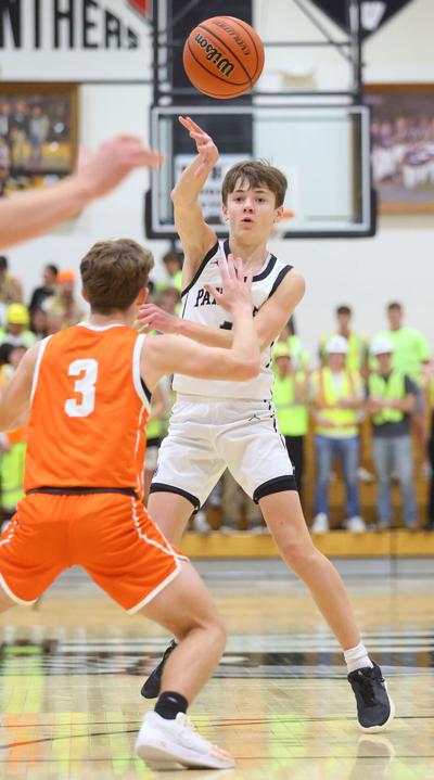 BOYS BB: Western finishes HC East Division play with loss to Heights ...