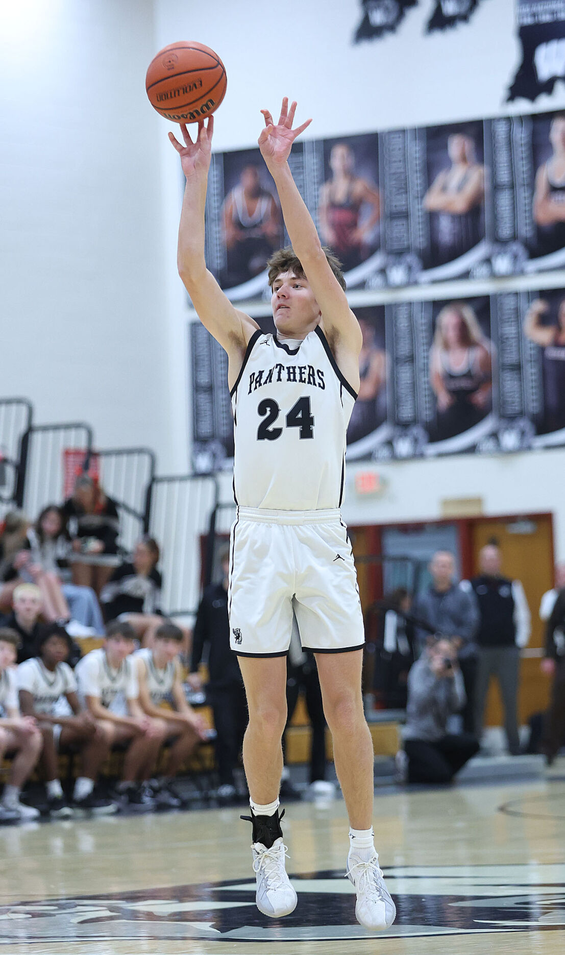 BOYS BB: Western’s defense stifles LCC | Sports | kokomotribune.com