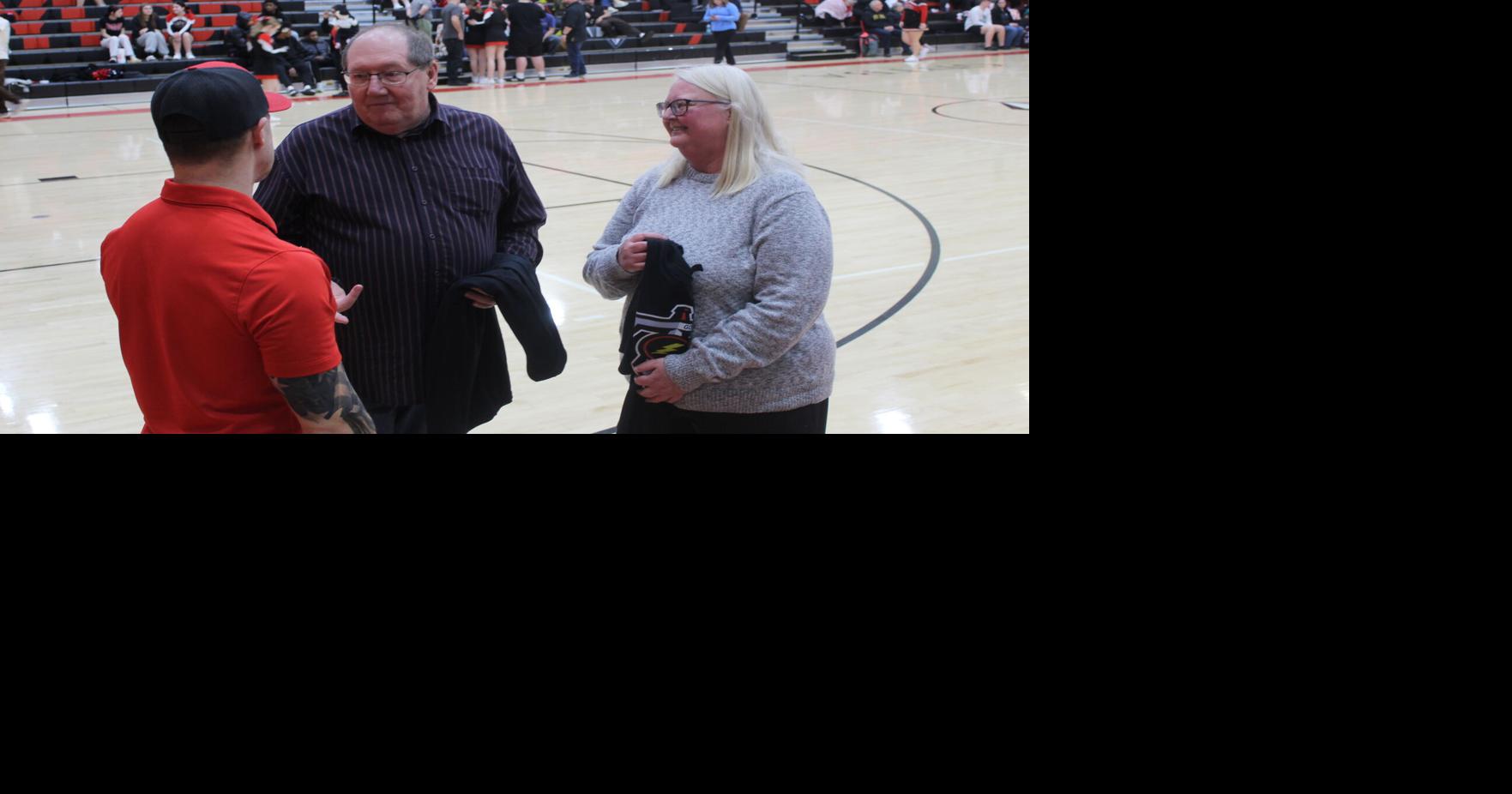 Taylor welcomes Indy couple on journey to visit every Indiana high ...